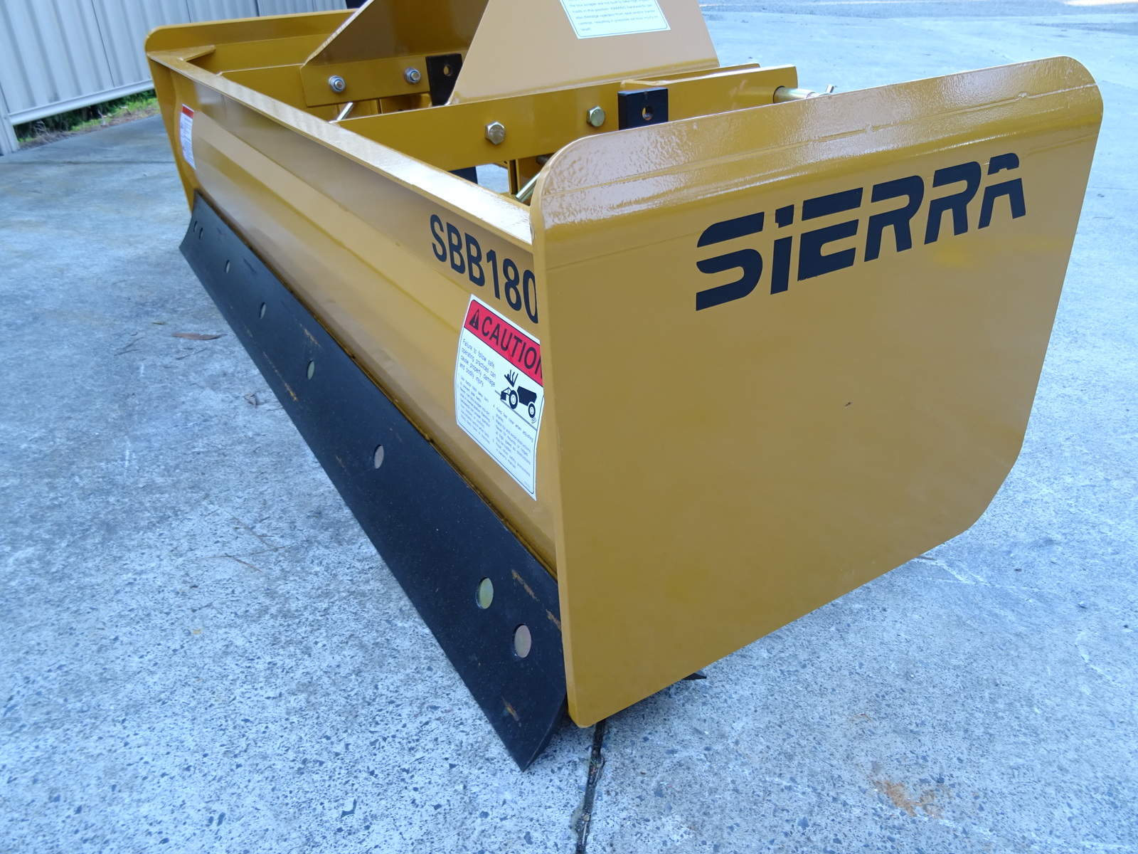 Sierra Box Blade 1.8m