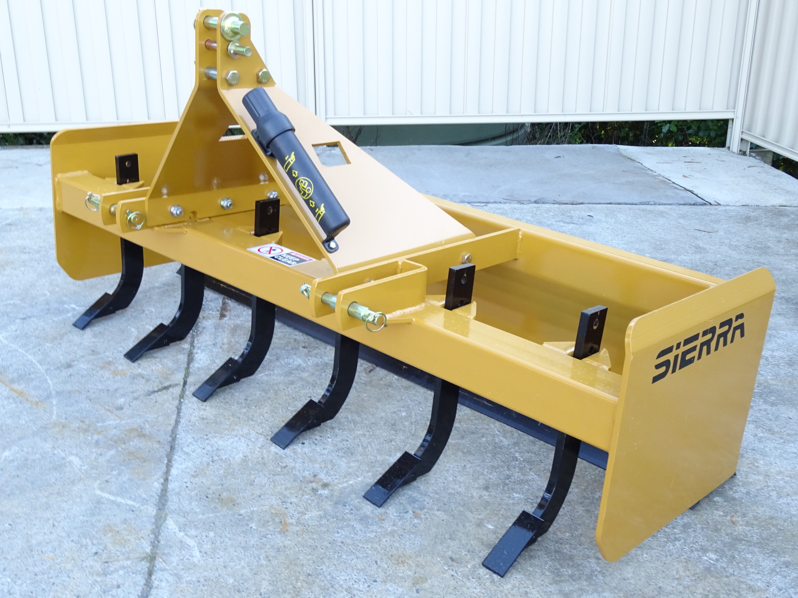 Sierra Box Blade 1.8m